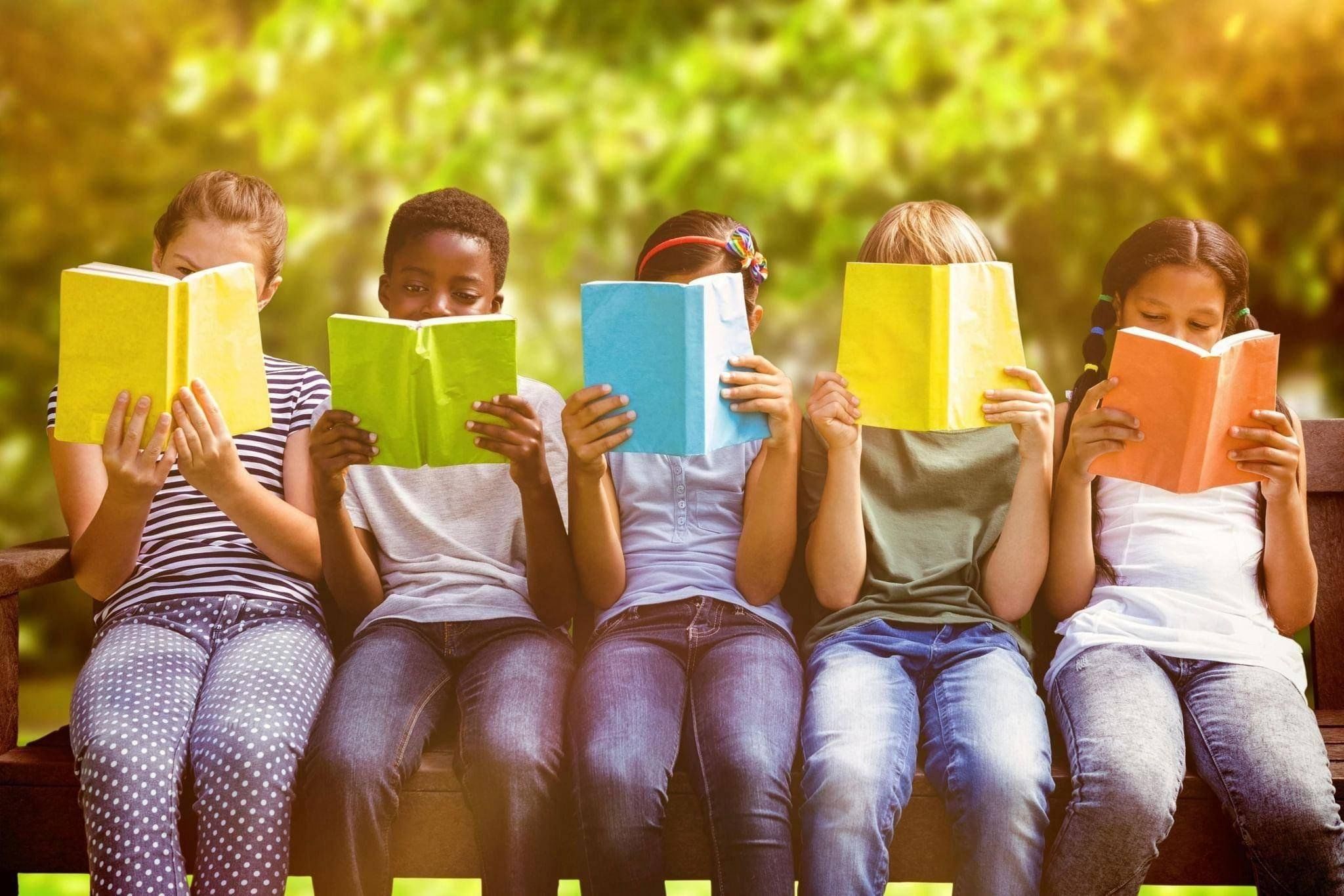 10 Free Kids Summer Reading Programs for 2025 That Give Books, Pizza & Prizes
